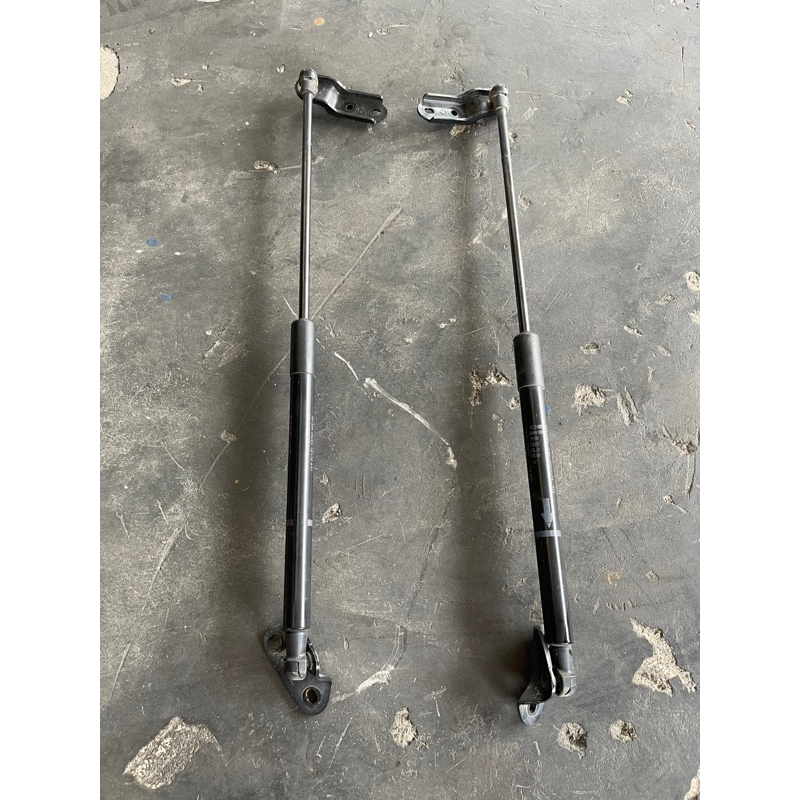 Toyota Wish ZGE20 1.8 (2009~) Rear Bonnet Absorber / Damper (1 Pcs only ...
