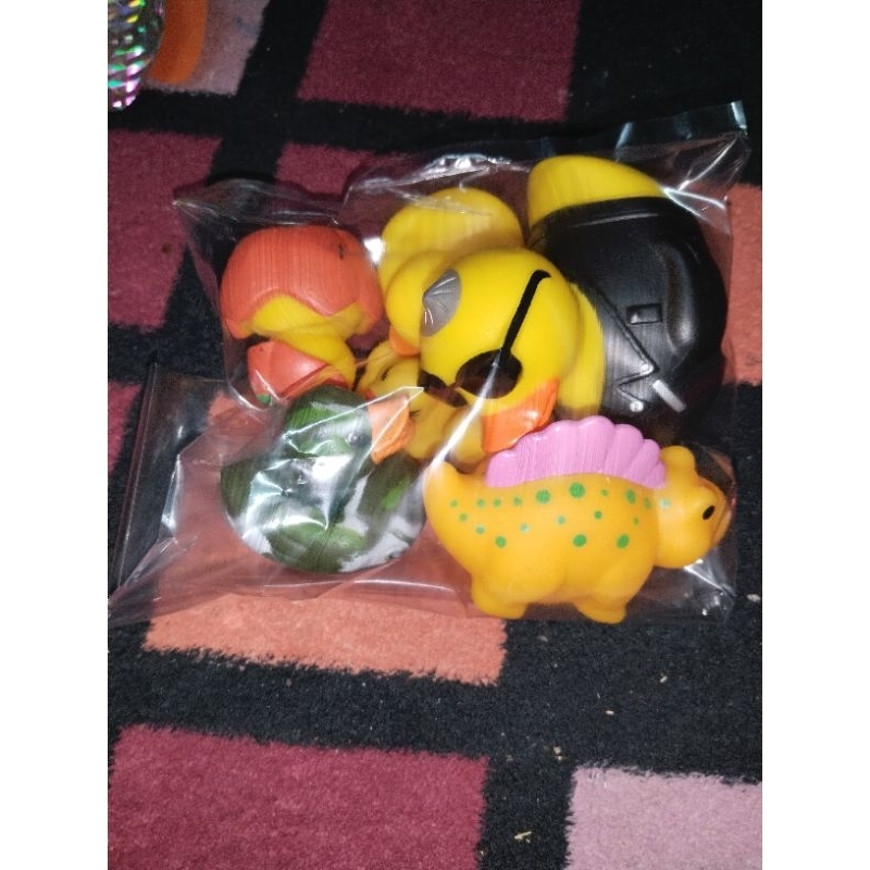 Toys Mix RM3/RM5 Only per Pack | Shopee Malaysia