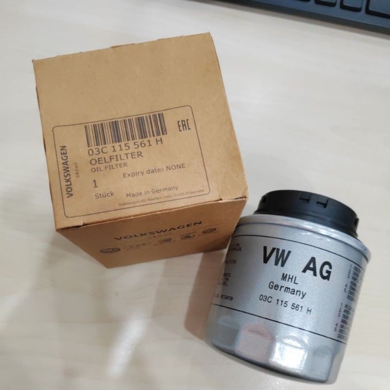 VW OIL FILTER FOR POLO BEETLE GOLF MK6 SCIROCCO (03C115561H) | Shopee ...
