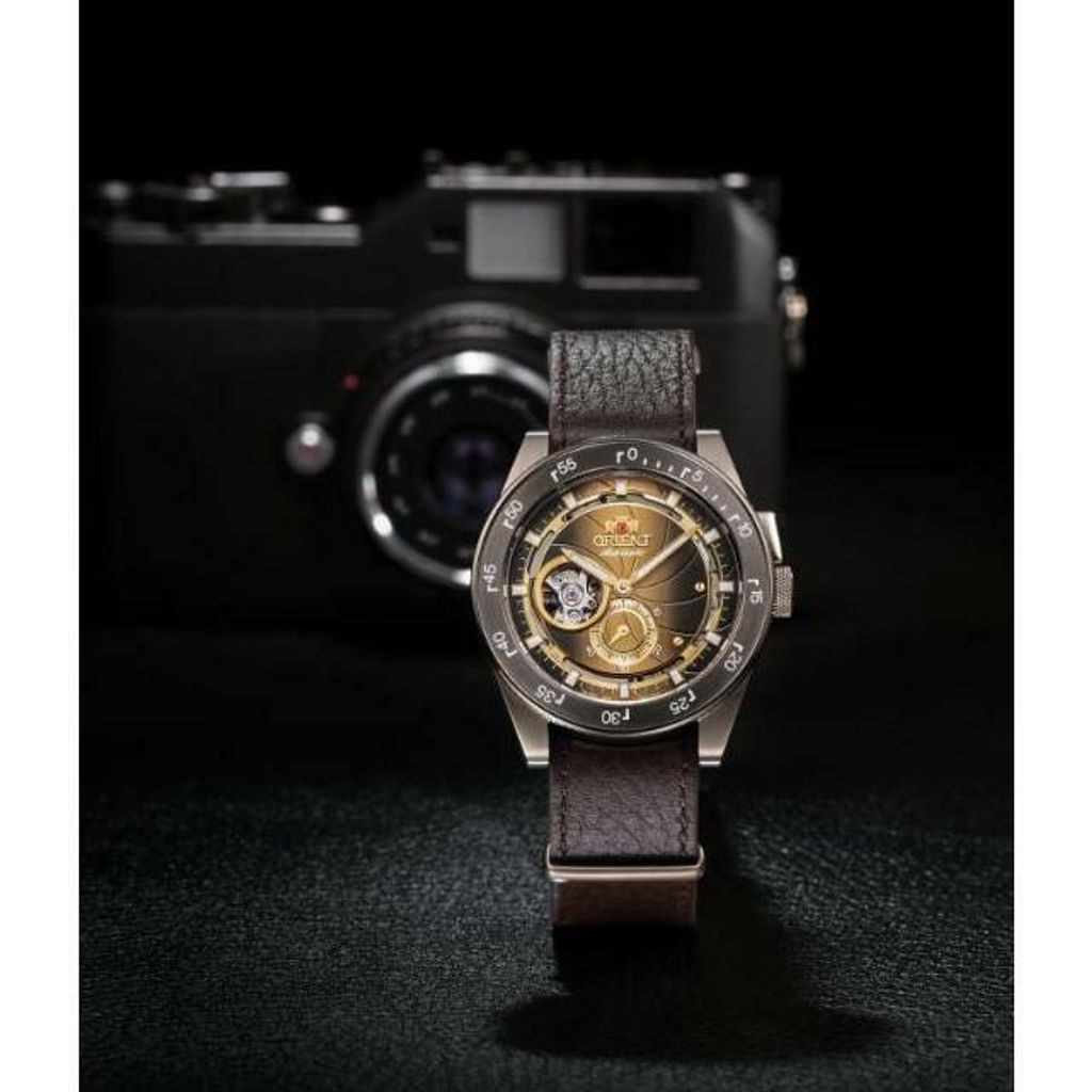 Orient Retro Future Camera Men Watch Automatic Limited Edition ORRA ...