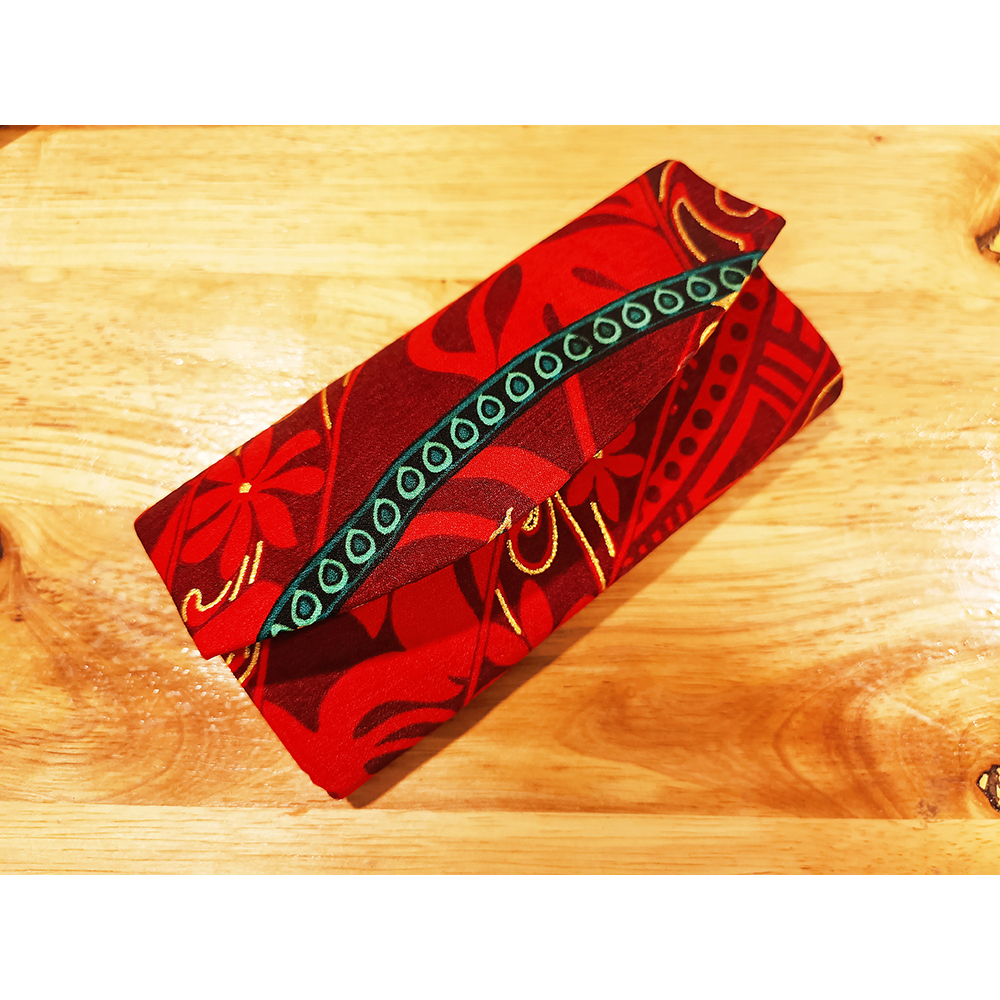 Traditional Batik Pouch / Dompet Batik (Hand Made in Malaysia) | Shopee ...