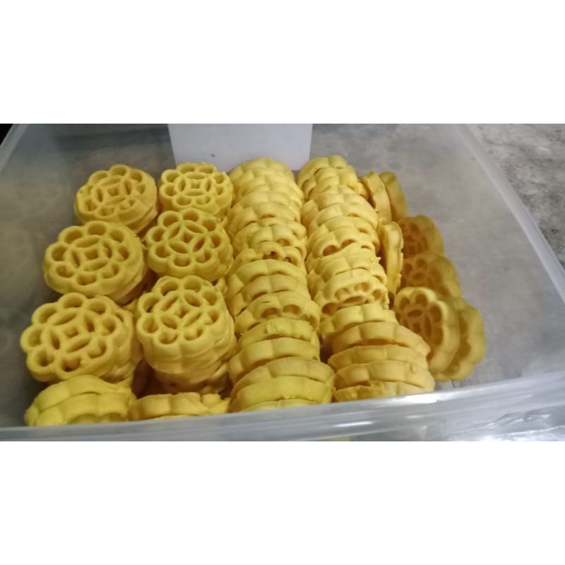 KUIH ROSE 🔥🔥KUIH LOYANG 💯RANGUP 20pcs🔥🔥 | Shopee Malaysia