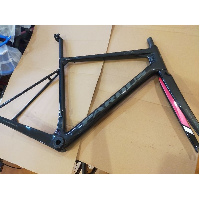 Pardus Robin Road bike Frameset Carbon Size L foc together seatpost ...