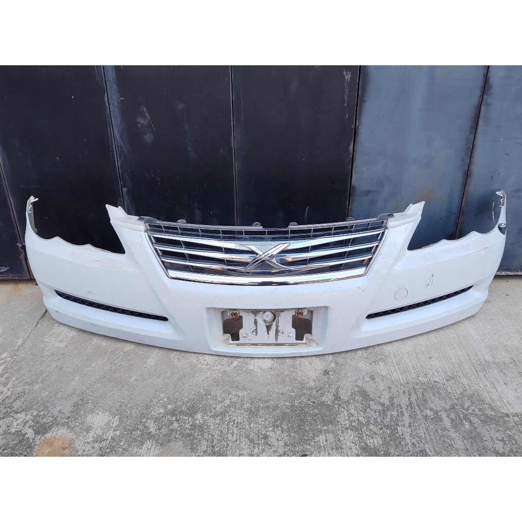 PARKING POLE JDM Toyota Mark X GRS120 Front Bumper With Fog Lamps ...