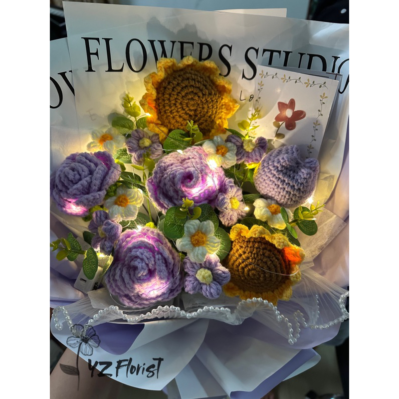 [Fast Shipping] Ready Stock LED Crochet Flowers Bouquet For Convocation ...