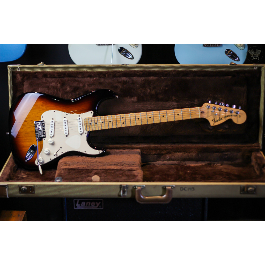 FENDER AMERICAN SPECIAL STRATOCASTER 2 TONE SUNBURST (USED) | Shopee ...