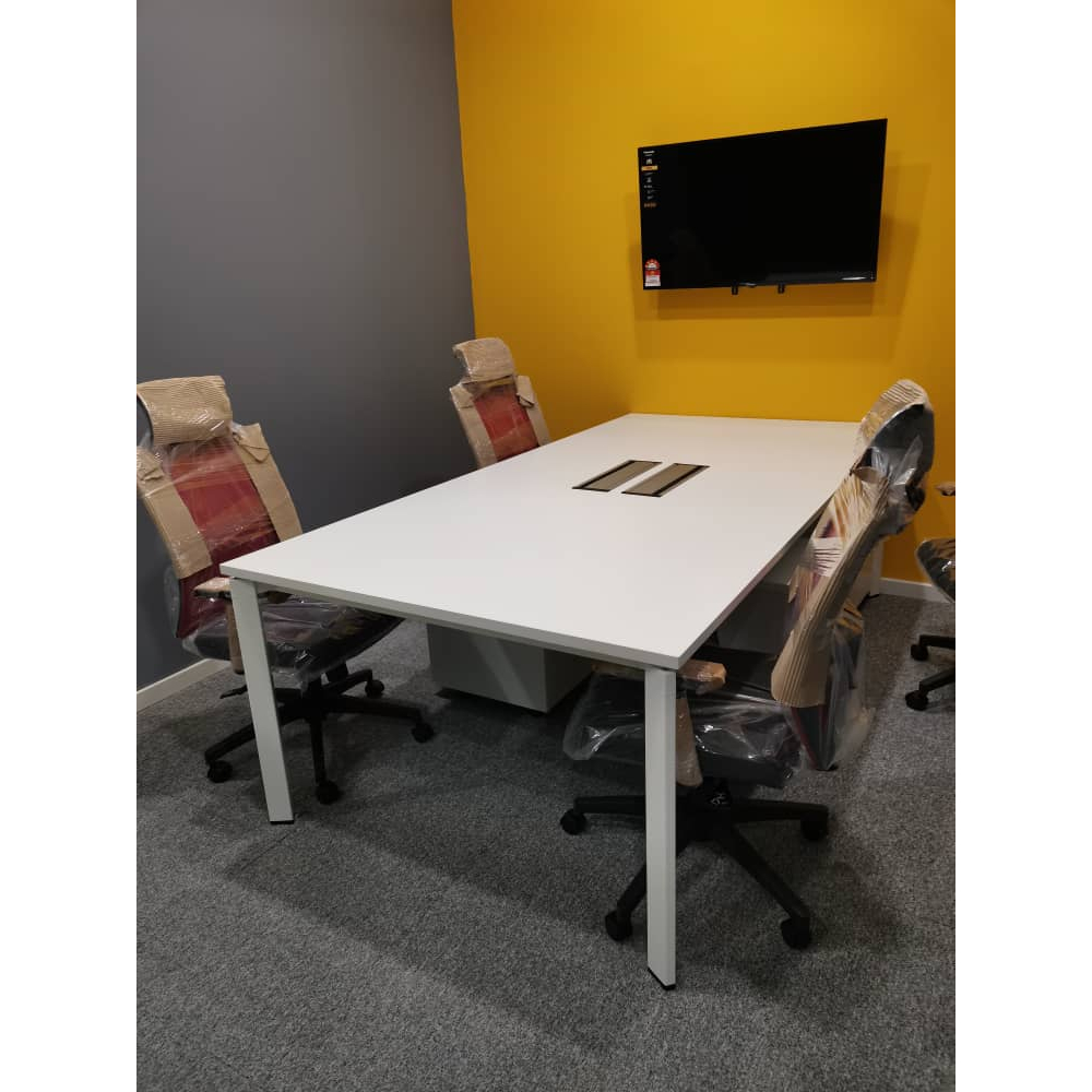 UT60 Cluster of 4 Seater 6 Seater Workstation Office Table Desking ...