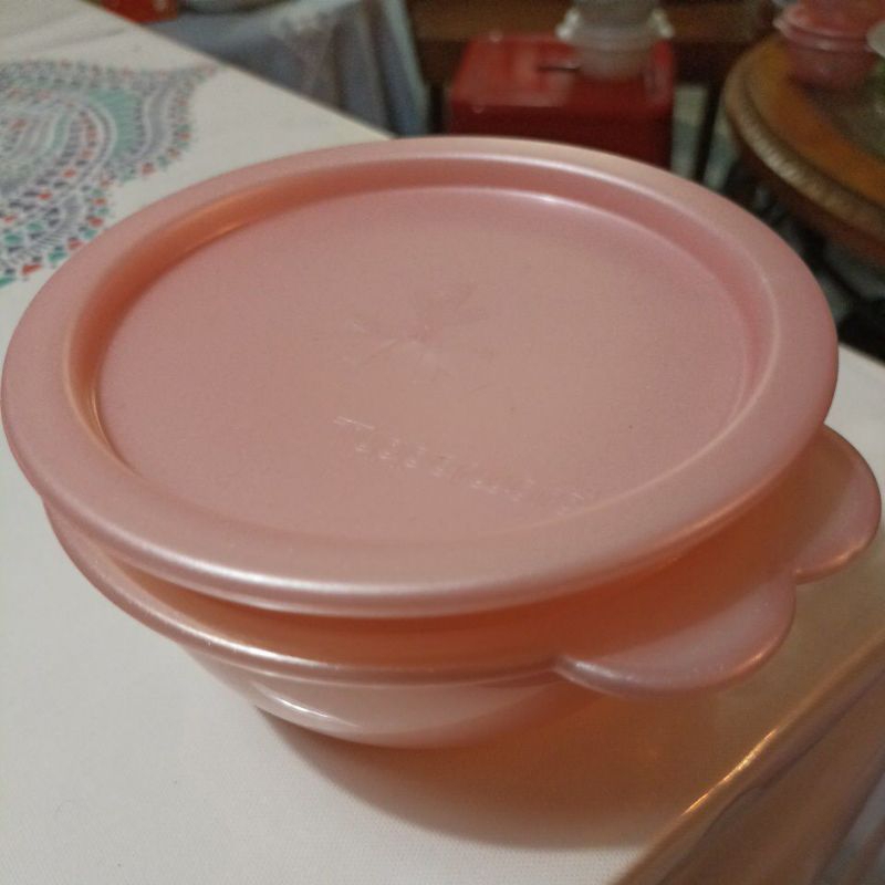 Balang biskut raya Tupperware (1pc) | Shopee Malaysia