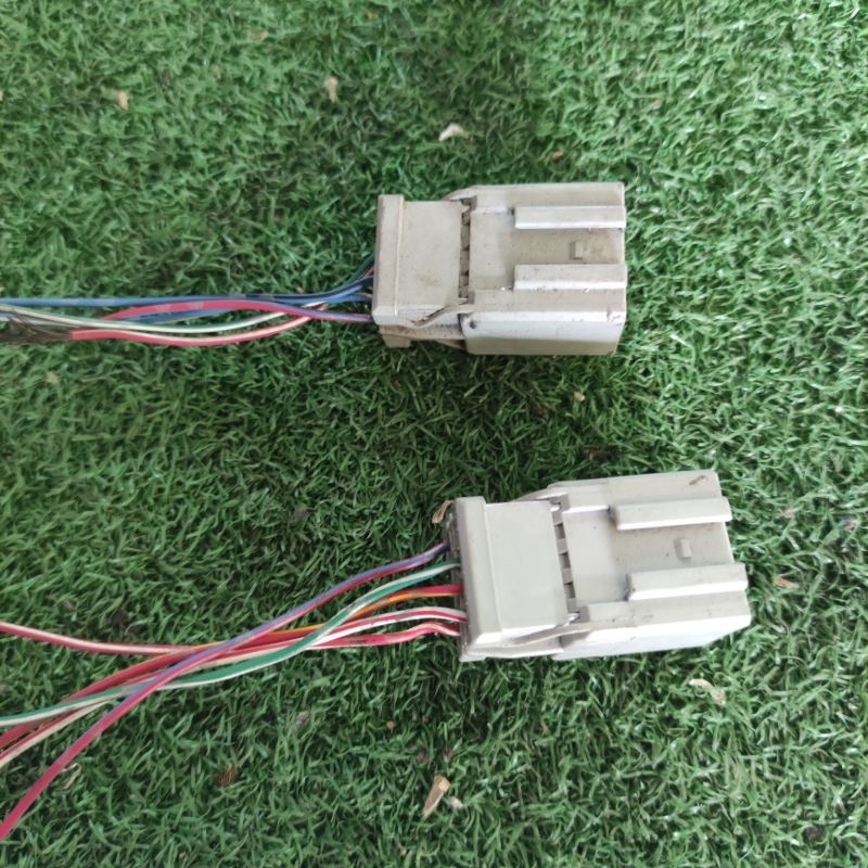 Honda side mirror socket 5pins/wires (used) | Shopee Malaysia