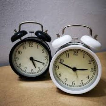 IKEA DEKAD Alarm Clock Jam Penggera(Black/White) | Shopee Malaysia