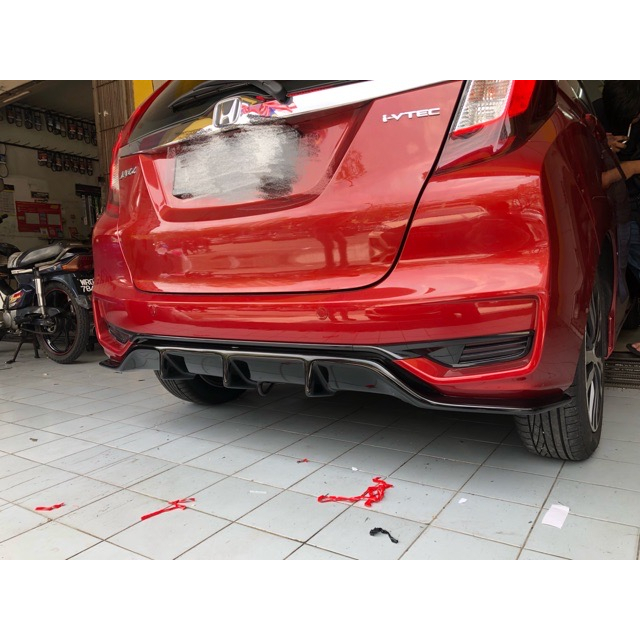Honda Jazz 2017-2020 GK Rear Lip Diffuser | Shopee Malaysia