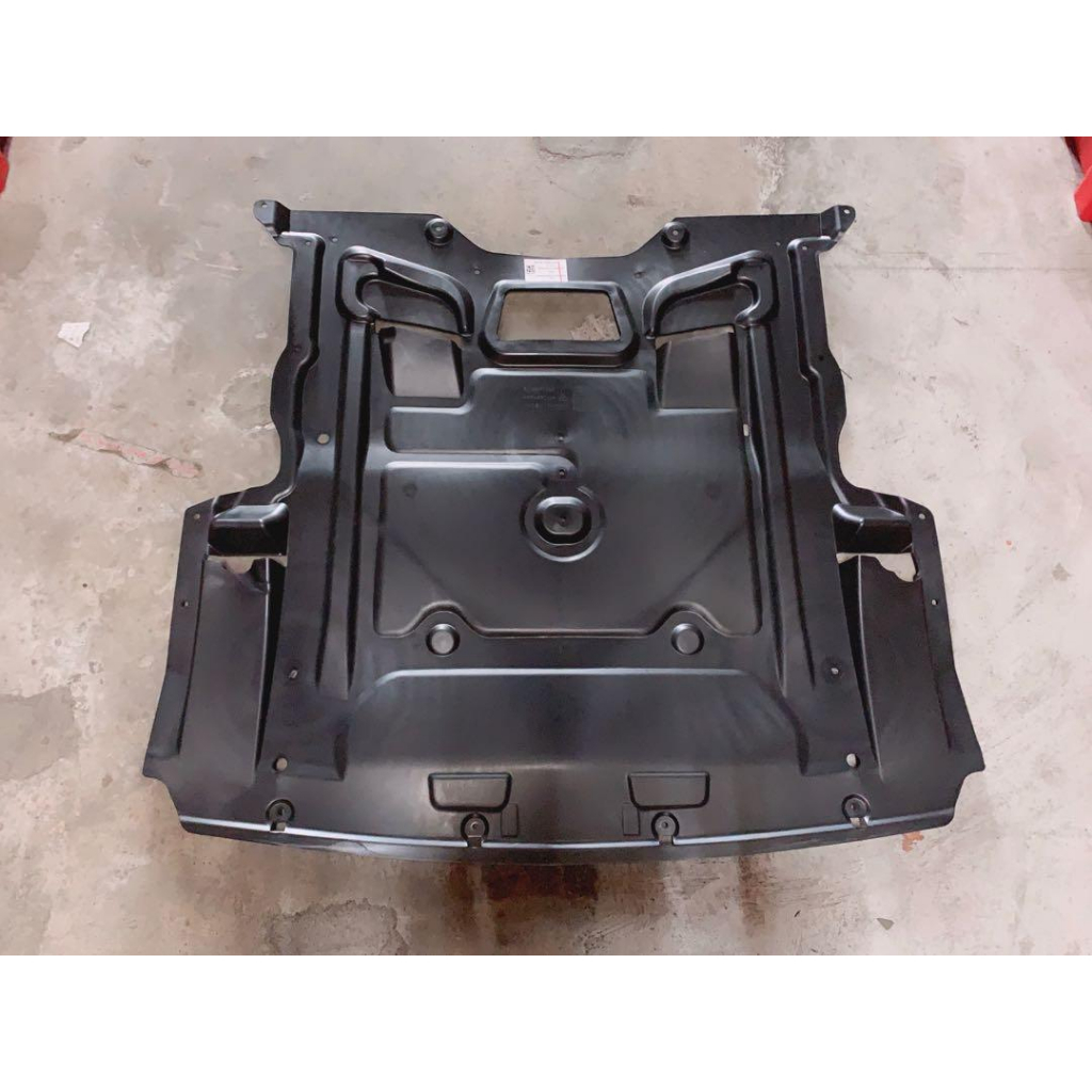BMW 5-Series F10 Engine Lower Cover Undercarriage | Shopee Malaysia