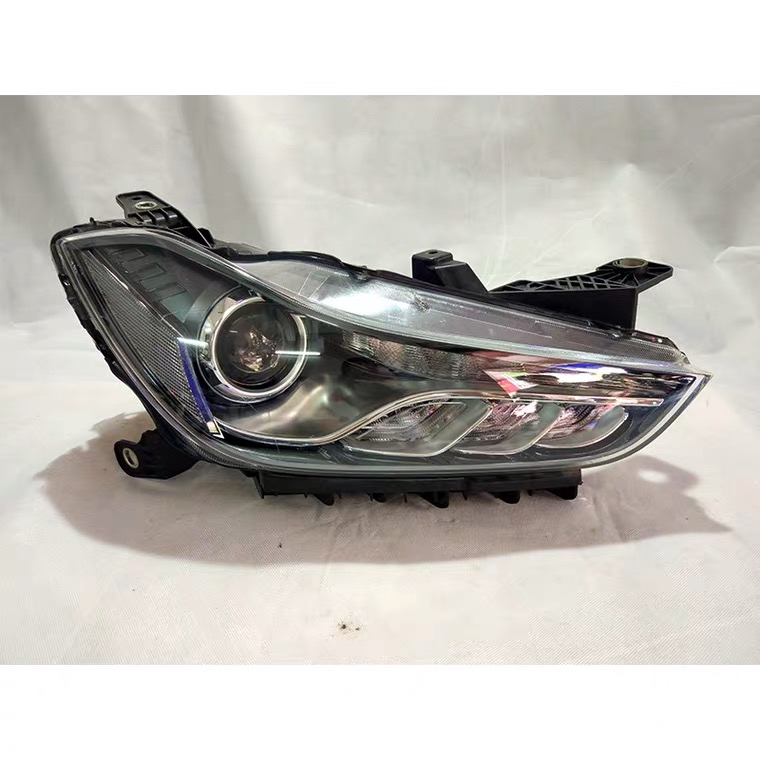 Maserati President Levante Geberi Ghibli GT LED headlight assembly ...