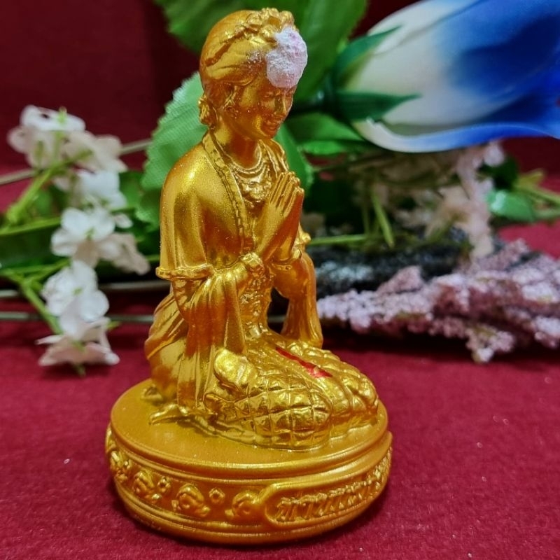 孔雀王 Kruba Ahliyachat 古巴阿裏雅察 3寸 Mya Nan Nwe许愿女神 成愿女神 寸 招财 (供奉型) | Shopee Malaysia