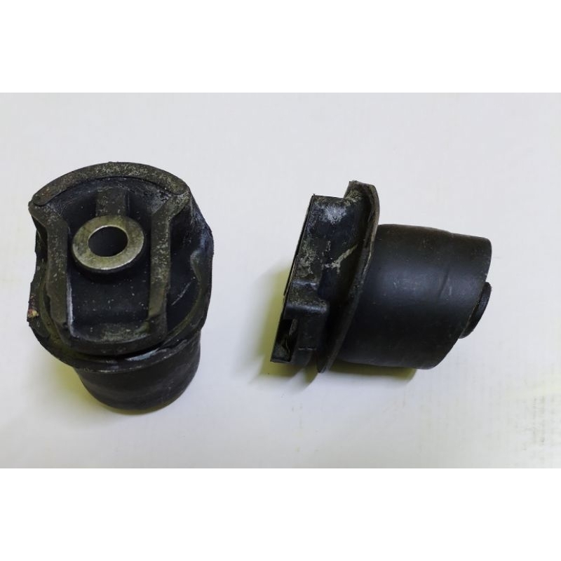 AXLE BUSH REAR -MYVI / VIVA / VIOS NCP42 (SEPASANG L&R) | Shopee Malaysia
