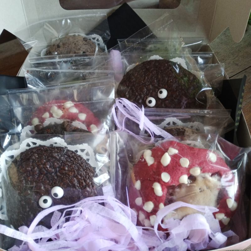 Big soft kukis ,Korean kukis,Double choc kukis,oreo,Green tea,Rv ...