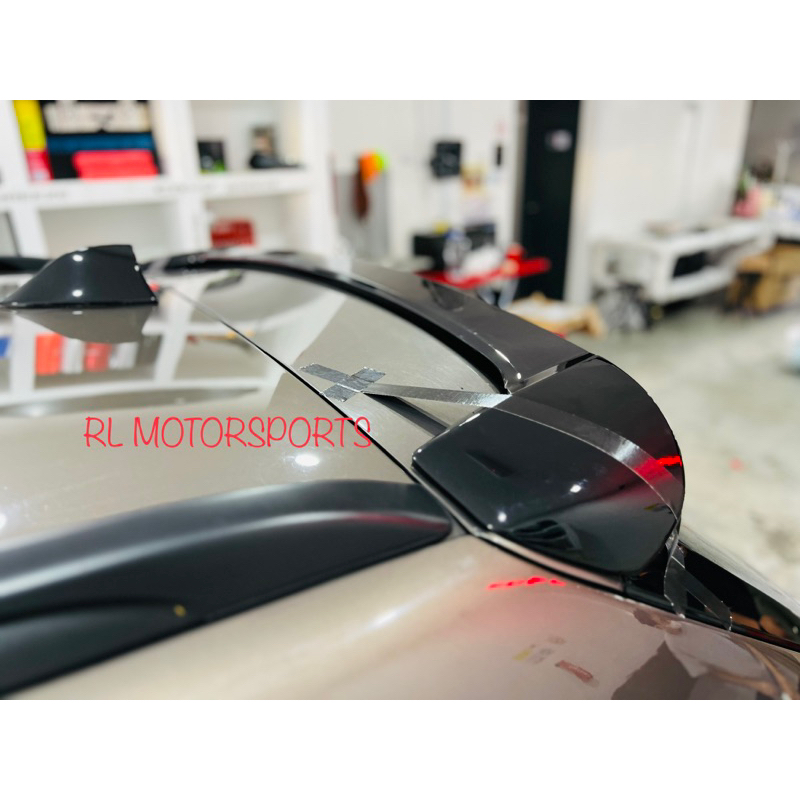 BMW X1 E84 M sport v2 performance rear roof top spoiler lip bodykit ...
