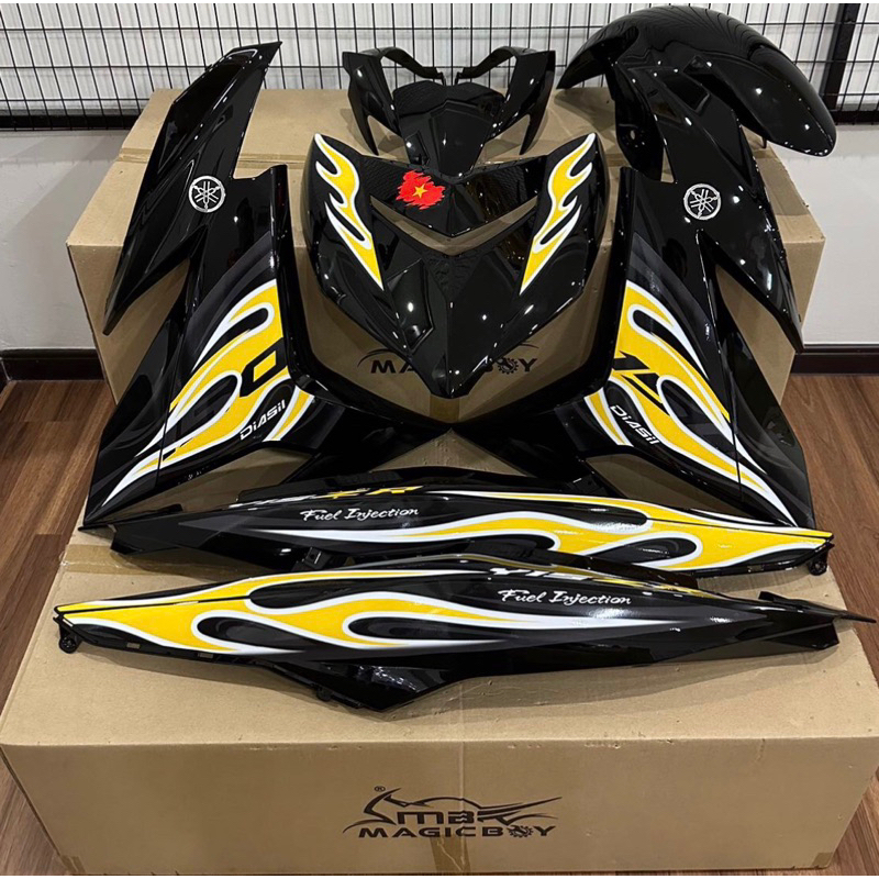 MAGIC BOY Y15ZR Y15 V2 API-FIRE YELLOW (V) / BLACK COVER SET (VIETNAM ...