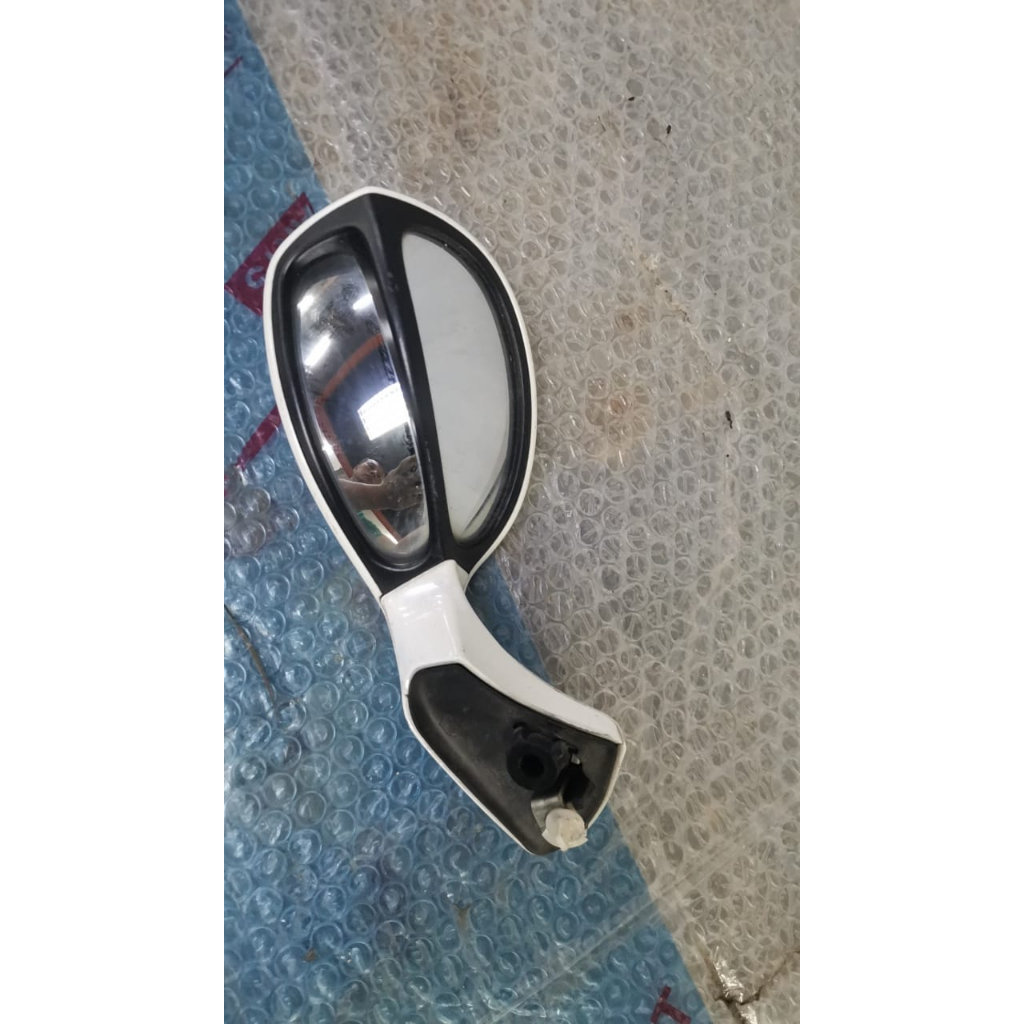 Toyota Vellfire left fender Mirror Used | Shopee Malaysia