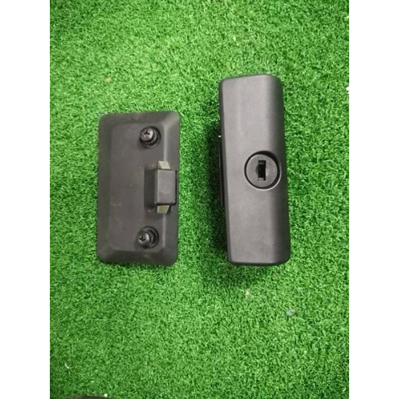 BMW E39 5 SERIES DRAWER COMPARTMENT PASSENGER LATCH | Shopee Malaysia