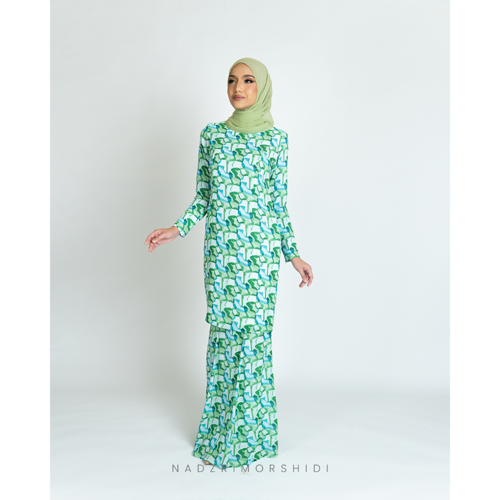 NADZRI MORSHIDI | TIARA KURUNG MODERN CHIFFON PRINCESS CUT | BAJU RAYA ...