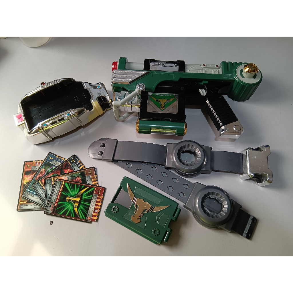 Kamen Rider Ryuki ( Zolda ) _ DX V Buckle & DX Zolda Magna Visor with 5 ...