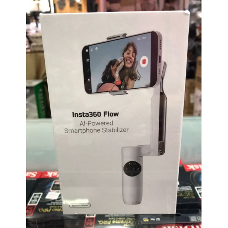 Insta360 Flow Smartphone Gimbal Stabilizer (Summit White) | Shopee Malaysia