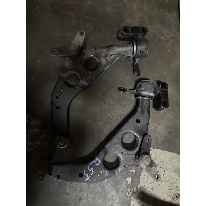 mini cooper s r53 r52 r50 front lower arm with ball joint | Shopee Malaysia