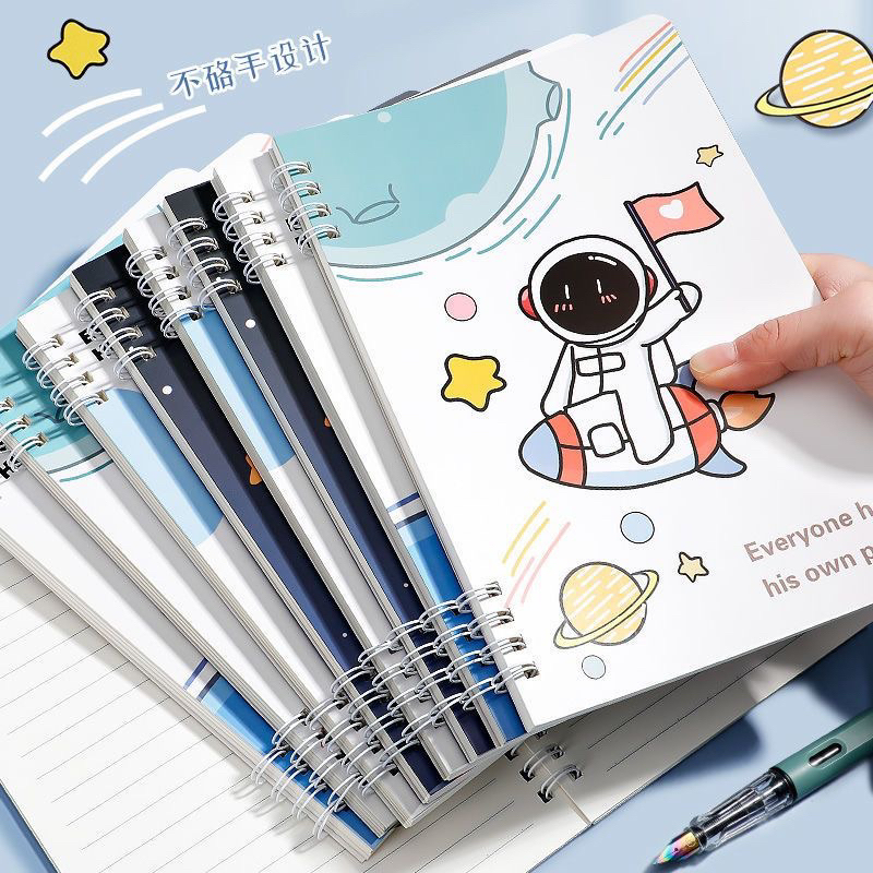 Astronaut A5 Size Hand Coil Notebook/ Ins高颜值太空人学生笔记本 | Shopee Malaysia