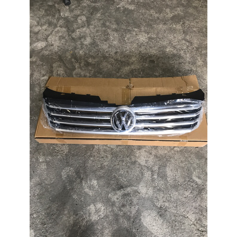 VOLKSWAGEN PASSAT B7 FRONT GRILLE ( NEW GRILLE WITH LOGO ) | Shopee ...
