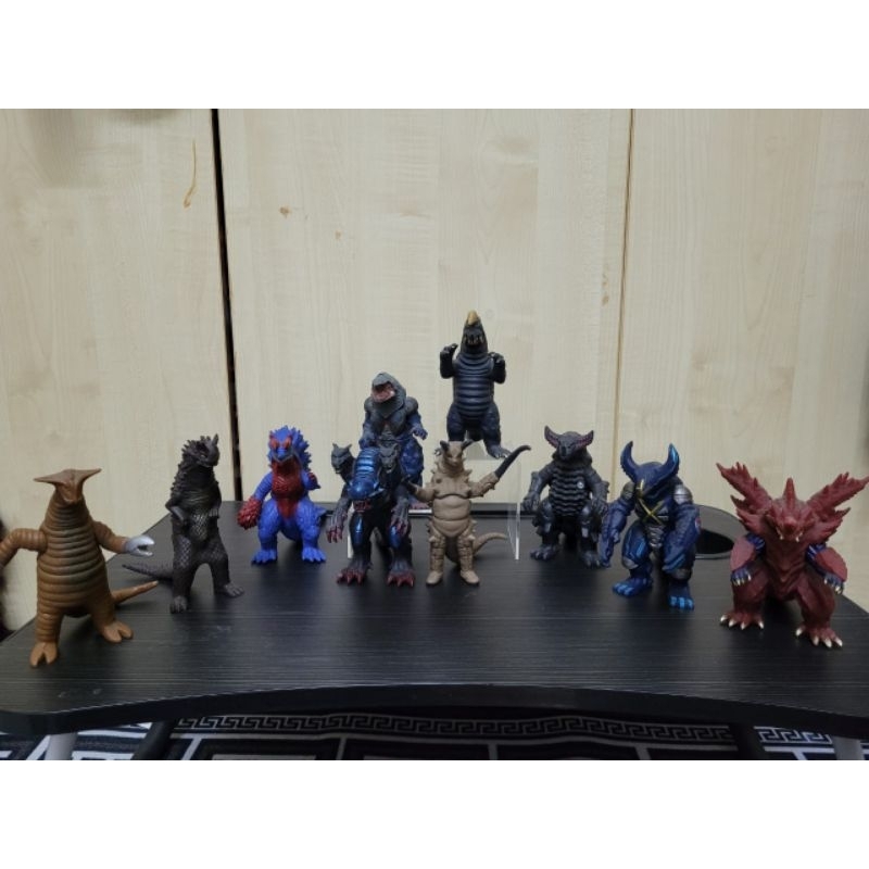 ultraman kaiju monster sofubi original bandai spark doll 5.5 | Shopee ...