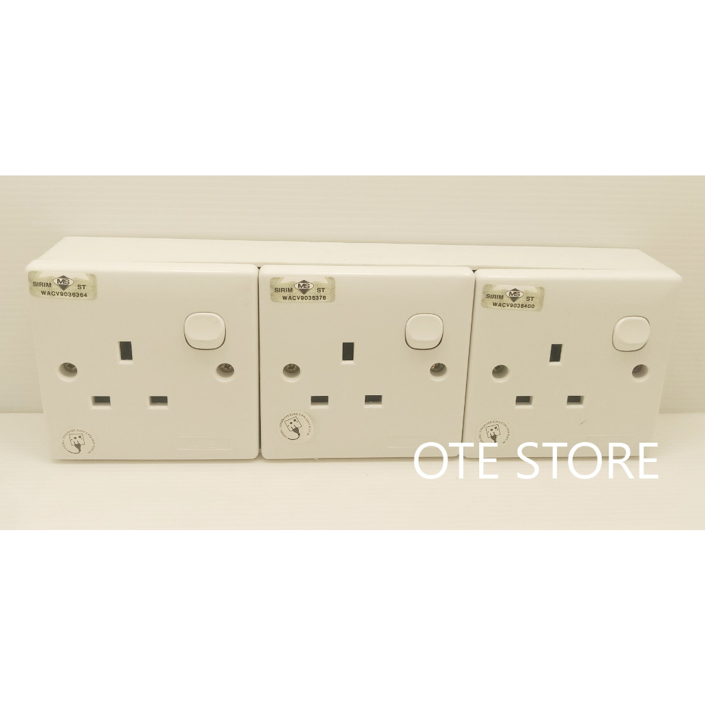 3G TRAILING 13A SWITHCES SOCKET WITH PVC BASE & INTERNAL WIRING ...