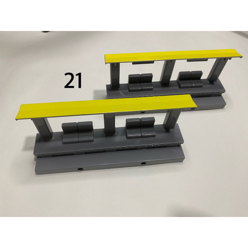 Tomica Plarail Track ( Bustop Set ) | Shopee Malaysia