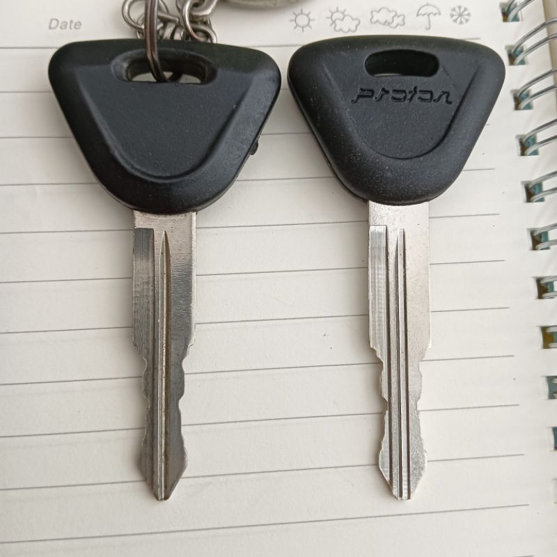 wira OEM key copy duplicate price per unit | Shopee Malaysia