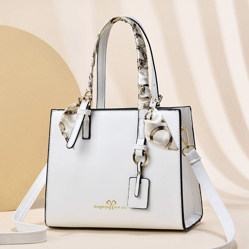 Fashion And Classic Fashion Woman Handbag Sling Bag | Shopee Malaysia