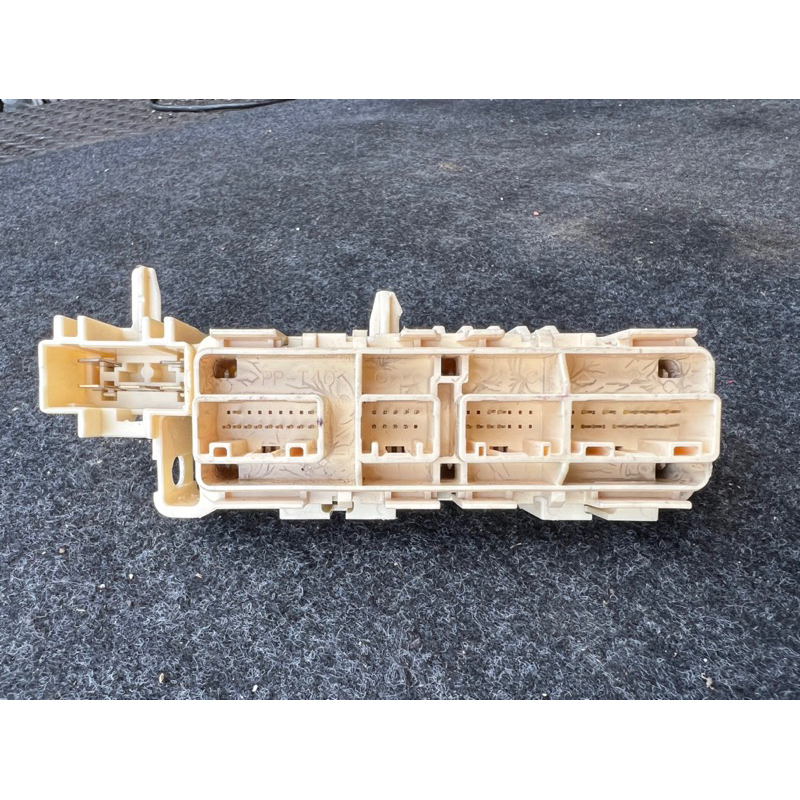 PASSO MYVI GEN1 BLOCK ASSY FUSE LINK TERMINAL SOCKET PASSENGER SIDE ...