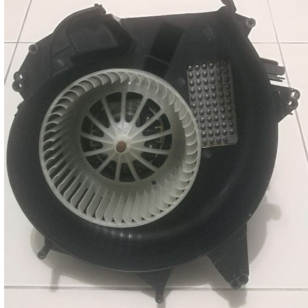 BMW F10/F11/F01/F02/F03 /F04 AIR COND BLOWER MOTOR SET C/W REGULATOR ...