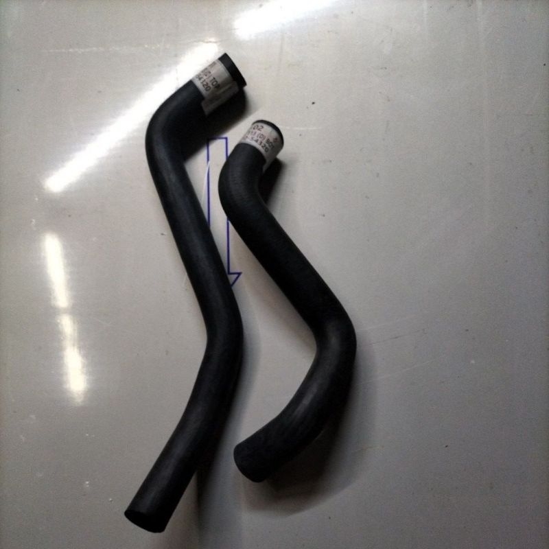 TOYOTA HIACE LH 113 DIESEL TOP AND BOTTOM RADIATOR HOSE | Shopee Malaysia