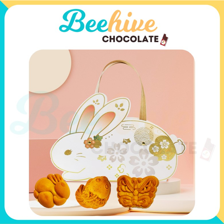 Beehive Snackies Mid Autumn Rabbit Lantern Gift Set with Mini Mooncakes ...