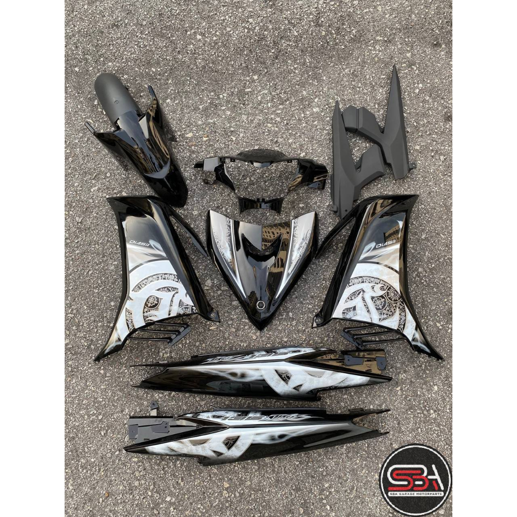 YAMAHA LC LC135 V2 V3 V4 V5 V6 V7 HITAM BATIK SMOKE KILAT MATELIC BLACK ...