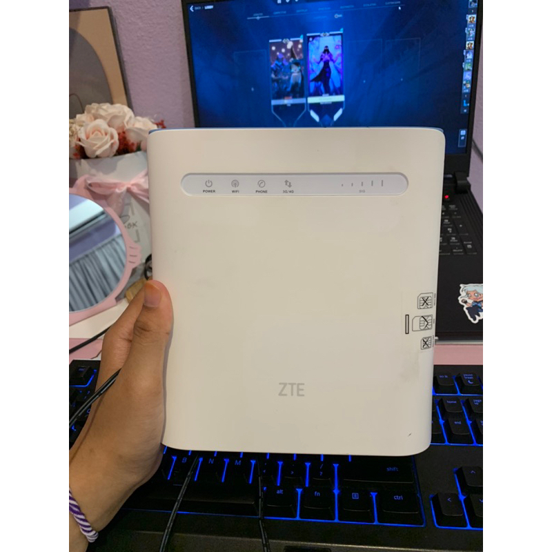 *Used* ZTE 4G Wireless Router | Shopee Malaysia