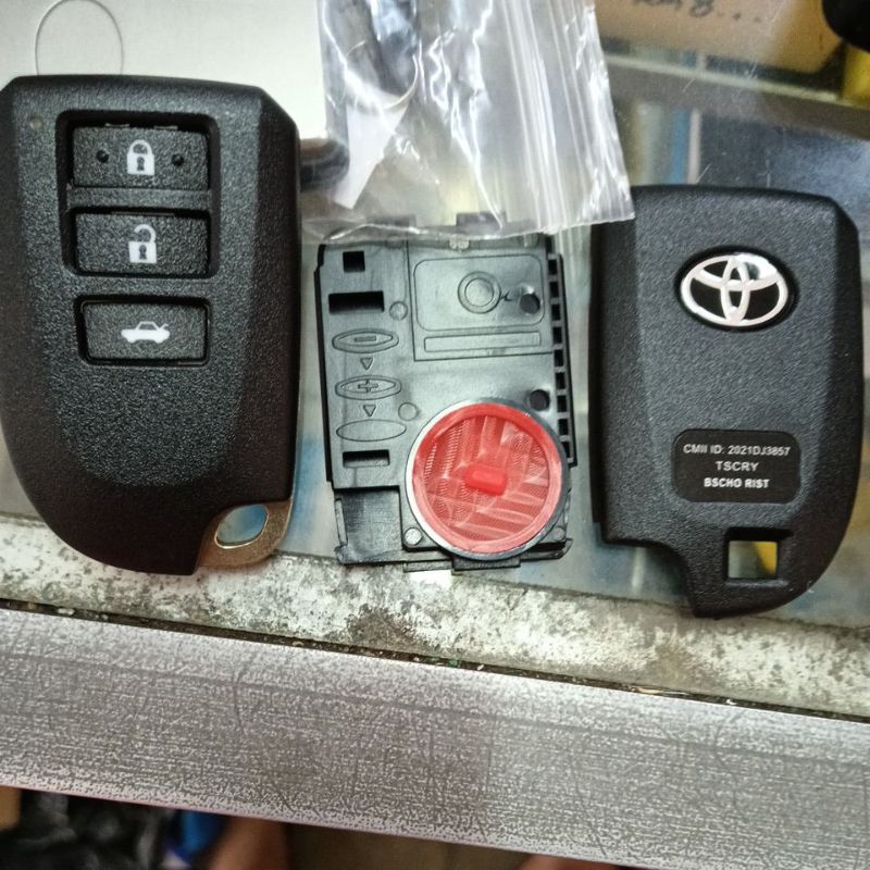 Toyota Vios Yaris OEM Smart Key Case Replacement | Shopee Malaysia