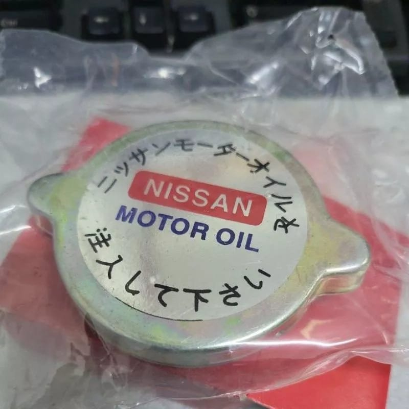 NISSAN C22 DS 720 SD23 ENGINE OIL CAP | Shopee Malaysia