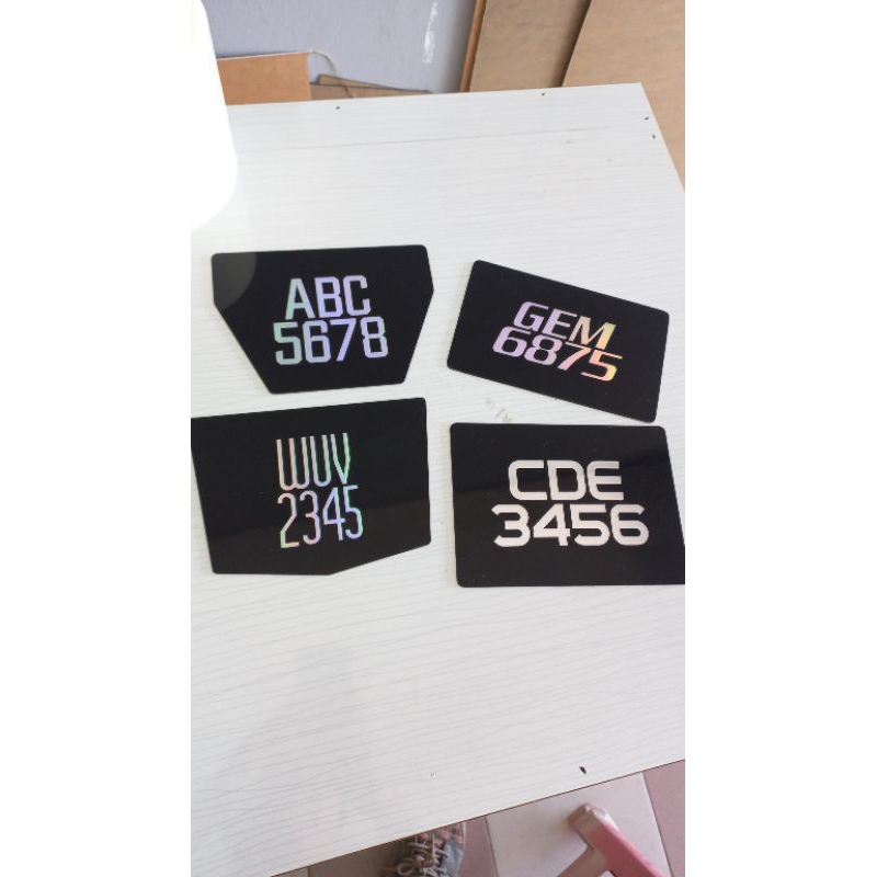number plate motor 2d (tulisan dalam) warna rainbow/krom silver (font ...