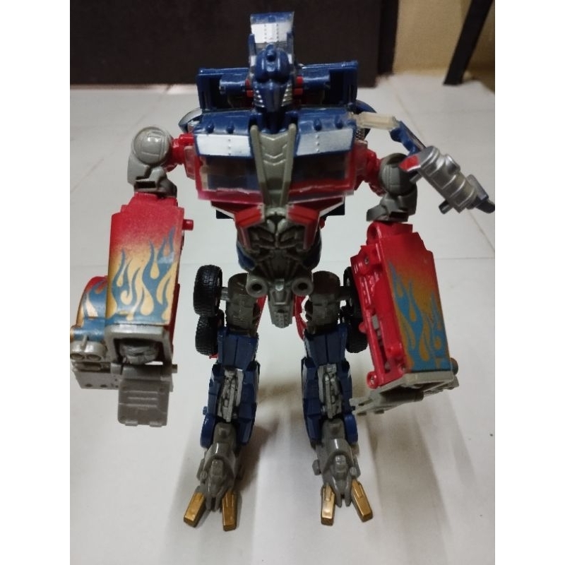 (Robot) Transformers Optimus Prime | Shopee Malaysia