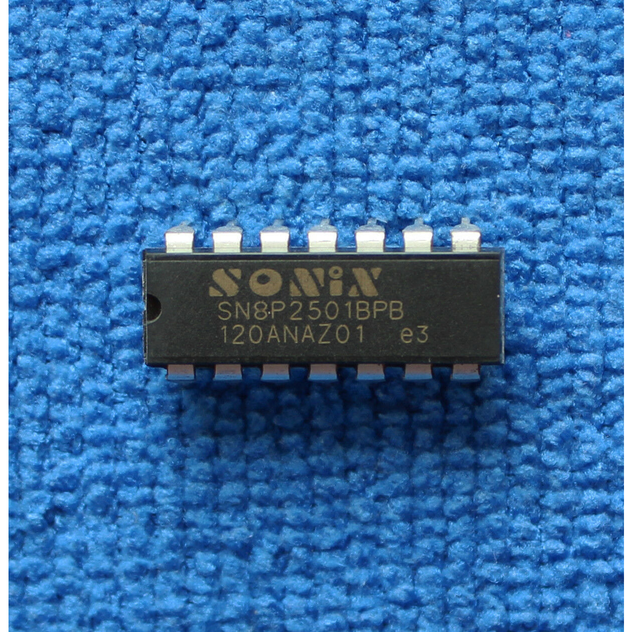 SN8P2501BPB ( Sonix 8-Bit Micro-Controller IC ) Fan / Cooker Board Micro-Controller IC , DIP-14 ...