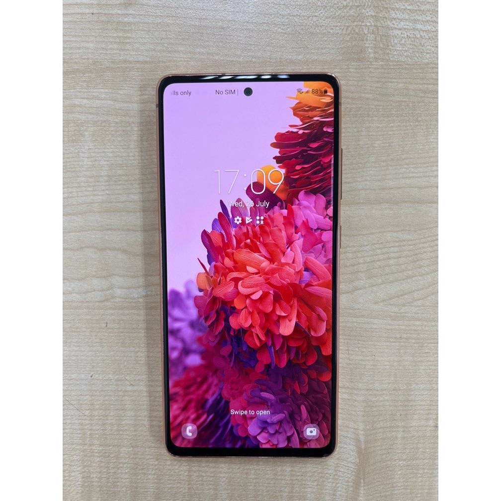 Galaxy S20 FE 5G 8/256GB Orange ( USED ) | Shopee Malaysia