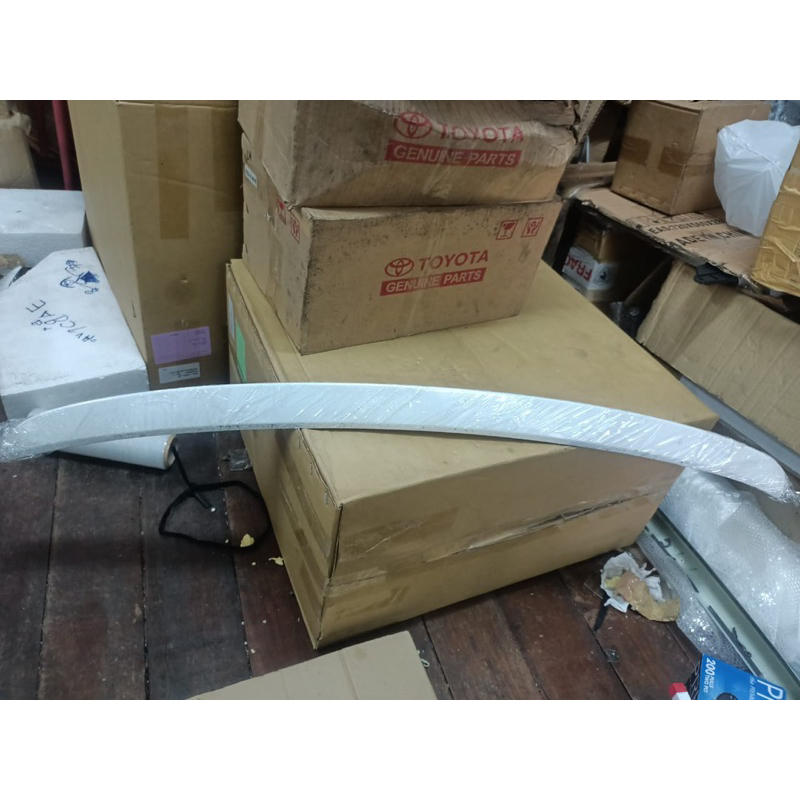 ORIGINAL Proton Saga VVT Rear Boot Spoiler (Have Scratches ) | Shopee ...