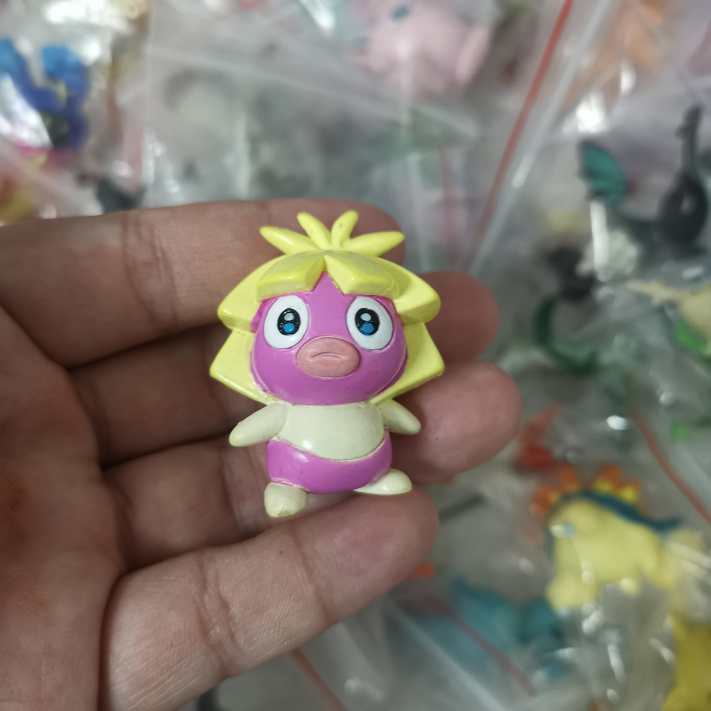 READYSTOCK POKEMON TAKARA TOMY FIGURE SMOOCHUM | Shopee Malaysia