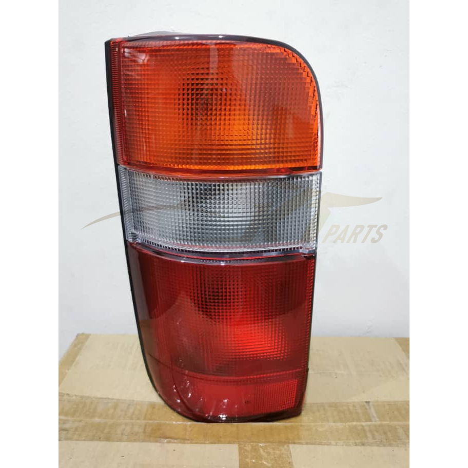 TOYOTA HIACE VAN LH113 / LH112 1993 YEAR REAR TAIL LAMP / TAIL LIGHT / LAMPU BELAKANG BESAR 100 ...